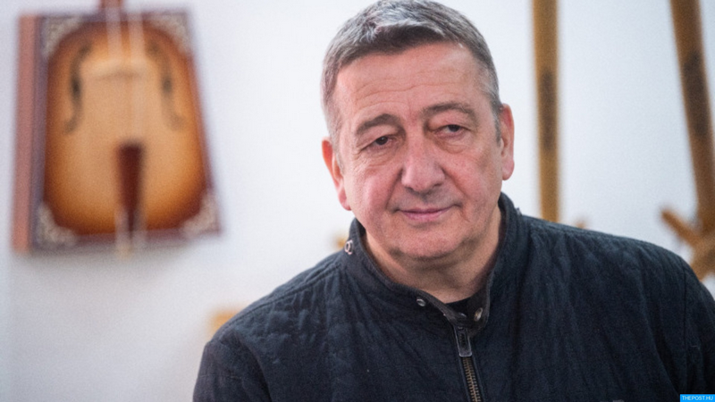 Bayer Zsolt elengedte magát: „...ez az alak az egyik leggátlástalanabb ... Bayer Zsolt elengedte magát: „...ez az alak az egyik leggátlástalanabb ...